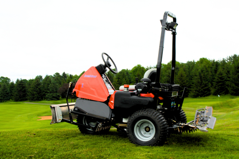 Smithco Sand Star I Bunker Rake: Golf Course Equipment