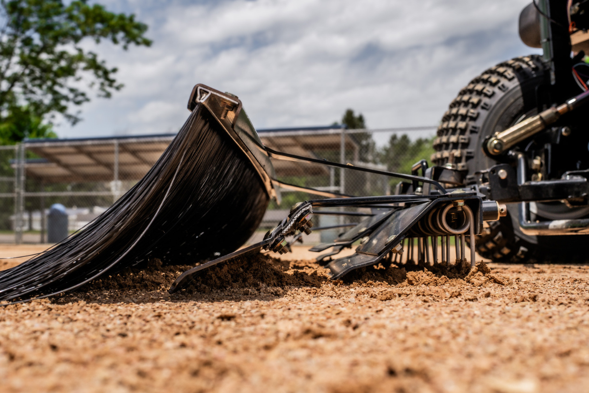 Smithco Sand Star Bunker Rake: Golf Course Maintenance